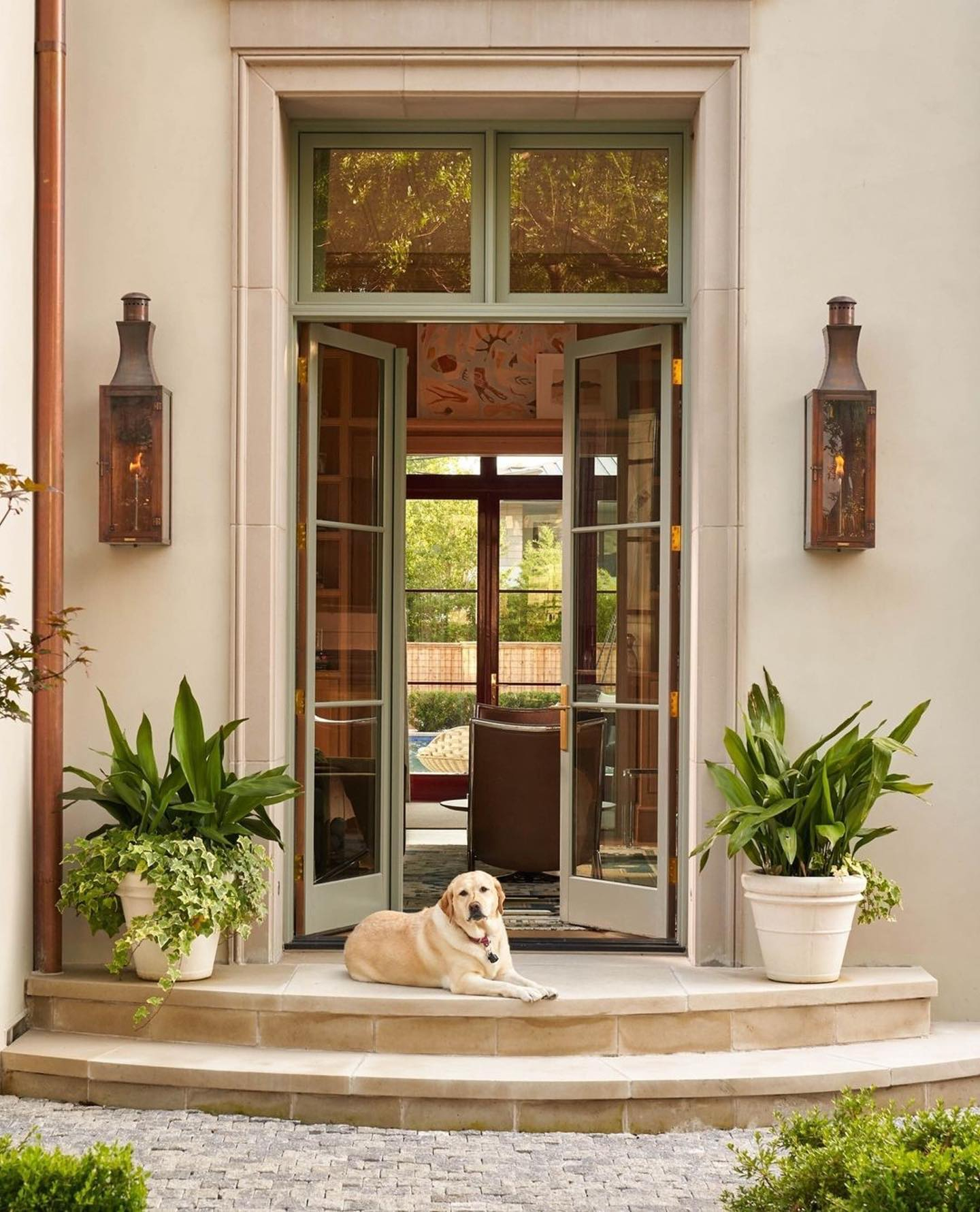 Governor® Flush Mount