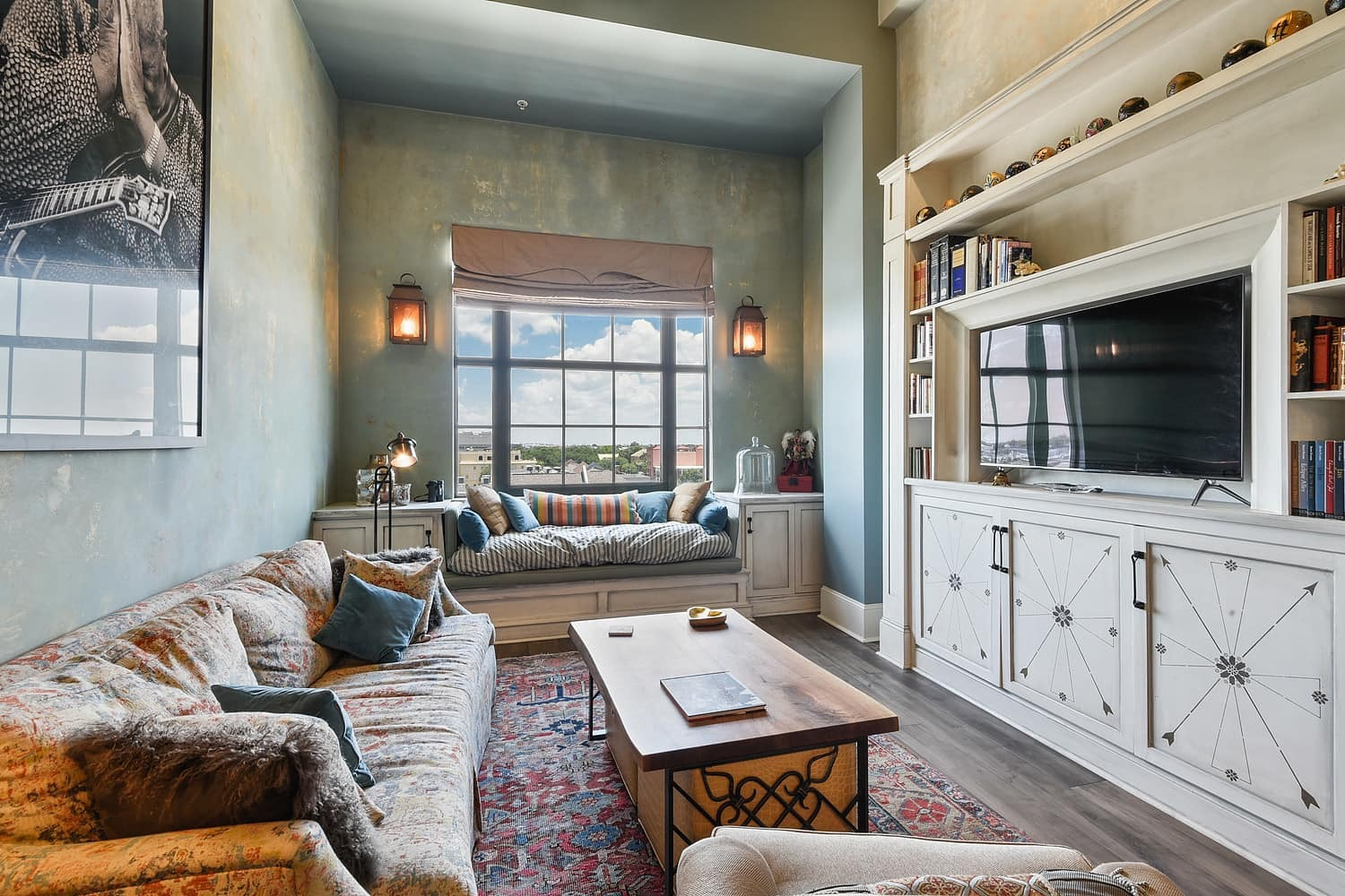 Big Easy Condo Renovation | Bevolo